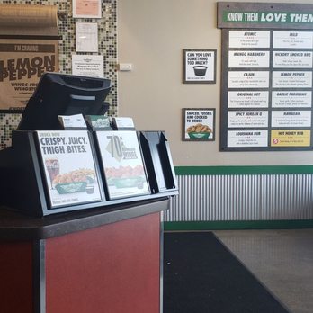 WINGSTOP - Updated December 2025 - 37 Photos & 30 Reviews - 400 Route ...