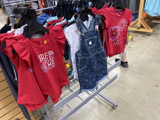 FIN FEATHER FUR OUTFITTERS - ASHLAND - 37 Photos & 28 Reviews - 652 US ...