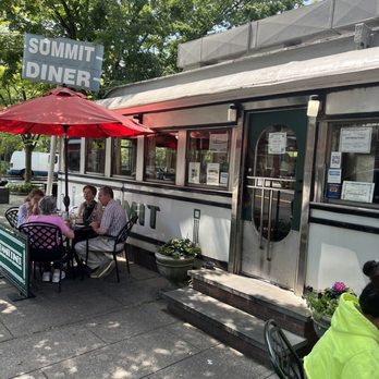 SUMMIT DINER - Updated December 2024 - 229 Photos & 277 Reviews - 1 ...