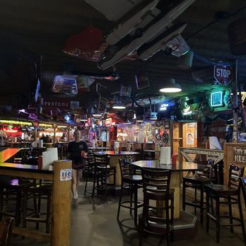 ROLLIES REDNECKS & LONGNECKS - Updated January 2026 - 52 Photos & 39 ...