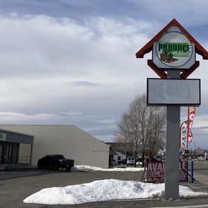 TOWN & COUNTRY FOODS - Updated January 2025 - 56 Photos - 1603 Grand ...