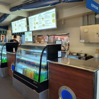 ROXY & JO’S SEAFOOD GRILL & OYSTER BAR - Updated November 2024 - 188 ...