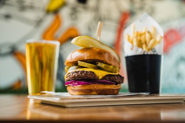 FLANKER KITCHEN + SPORTS BAR - Updated October 2025 - 79 Photos & 24 ...