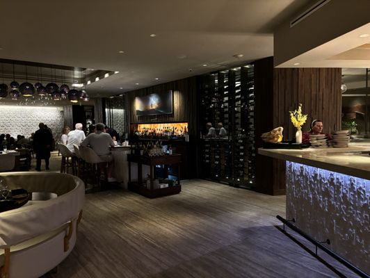 ARIO - Updated December 2025 - 390 Photos & 190 Reviews - 400 South ...