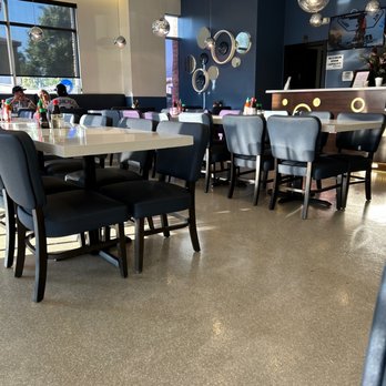 PHO 77 - Updated December 2025 - 349 Photos & 343 Reviews - 1760 S ...