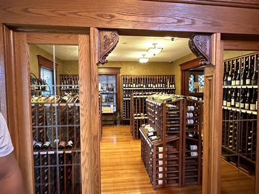 VINO VILLA - Updated December 2025 - 294 Photos & 224 Reviews - 200 N ...