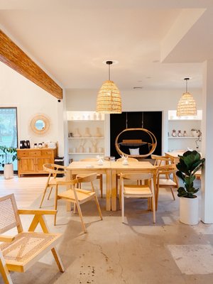 MOMONA BAKERY AND COFFEE SHOP - Updated July 2025 - 715 Photos & 296 ...