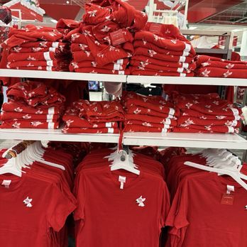 TARGET - Updated November 2025 - 351 Photos & 577 Reviews - 139 ...