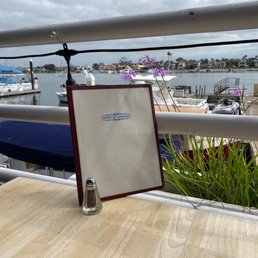 NEWPORT LANDING RESTAURANT - Updated August 2025 - 1149 Photos & 1070 ...