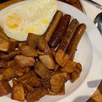 LUDI’S RESTAURANT & LOUNGE - Updated January 2025 - 1128 Photos & 454 ...