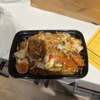 CHARLIE CHOW’S DRAGON GRILL - 125 Photos & 312 Reviews - 255 E 400th S ...