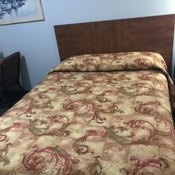 MARATHON HARBOUR INN - Updated January 2026 - 18 Photos - 67 Peninsula ...