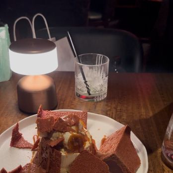 KOMODO LAS VEGAS - Updated November 2024 - 906 Photos & 262 Reviews ...