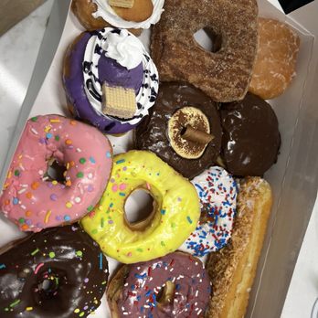 UFFDA DONUTS - Updated August 2025 - 73 Photos & 49 Reviews - 13716 ...