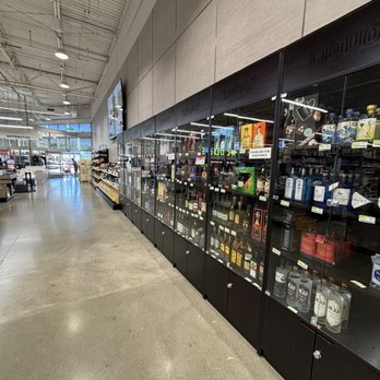 H MART - Updated October 2025 - 131 Photos & 41 Reviews - 7589 170th ...