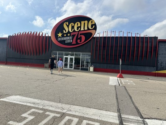 SCENE75 ENTERTAINMENT CENTER | CINCINNATI - Updated February 2025 - 140 ...