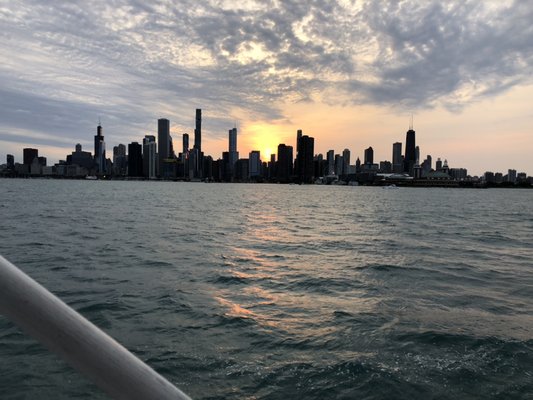 KNOCKOUT CHARTERS - 61 Photos & 94 Reviews - 111 N Lake Shore Dr ...