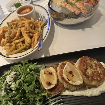 BROADWAY 10 BAR & CHOPHOUSE - Updated January 2026 - 803 Photos & 452 ...