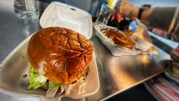 THE LUCKY HOT DOG - Updated July 2025 - 20 Photos & 63 Reviews - 8020 ...