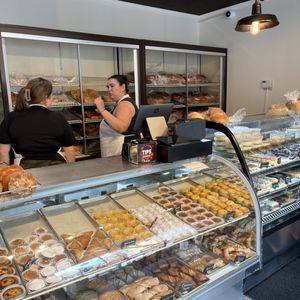 VIENNA BAKERY - 29 Photos & 63 Reviews - 110 Maple Ave, Barrington ...
