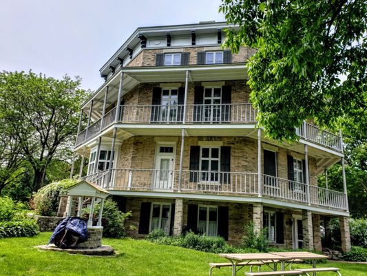 OCTAGON HOUSE - Updated August 2025 - 65 Photos - 919 Charles St ...