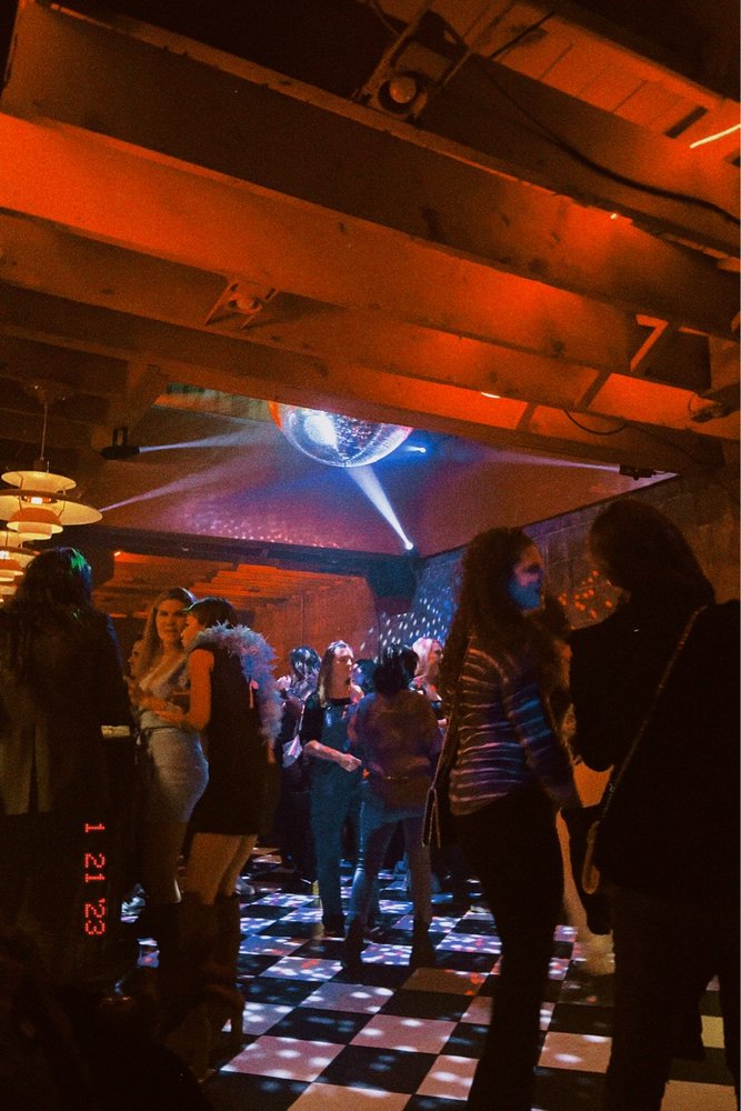 APT DISCO - Updated August 2025 - 36 Photos - 15421 Mack Ave, Detroit ...