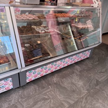 VEGAS DONUTS - Updated October 2025 - 62 Photos & 17 Reviews - 4003 ...