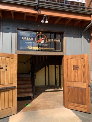 URBAN GERMAN WURSTHAUS - 178 Photos & 125 Reviews - 6635 North ...