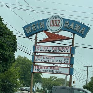 WEIN-O-RAMA - 35 Photos & 89 Reviews - 1009 Oaklawn Ave, Cranston ...