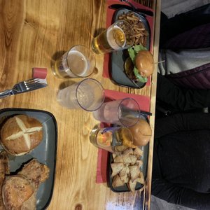 THE MAD APPLE BURGER & BILLIARD - 64 Photos & 100 Reviews - 3025 W ...