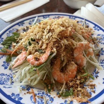 GOLDEN PHO - Updated December 2025 - 219 Photos & 130 Reviews - 45-1106 ...