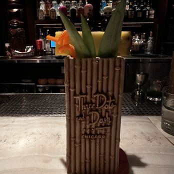 THREE DOTS AND A DASH - 5381 Photos & 3869 Reviews - 435 N Clark St ...