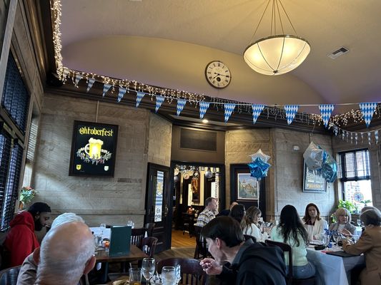 ALPINE CHEF RESTAURANT - Updated August 2025 - 304 Photos & 137 Reviews ...