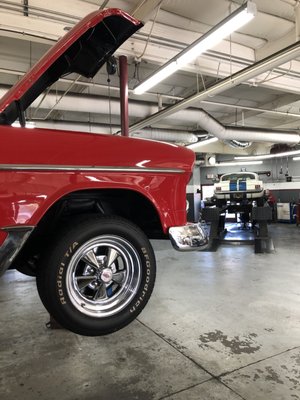 COMMUNITY TIRE & AUTO SERVICE - Updated May 2026 - 146 Photos & 254 ...