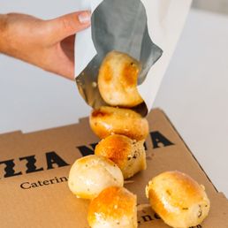 PIZZA NOVA - Updated January 2026 - 1165 Photos & 1083 Reviews - 5050 N ...