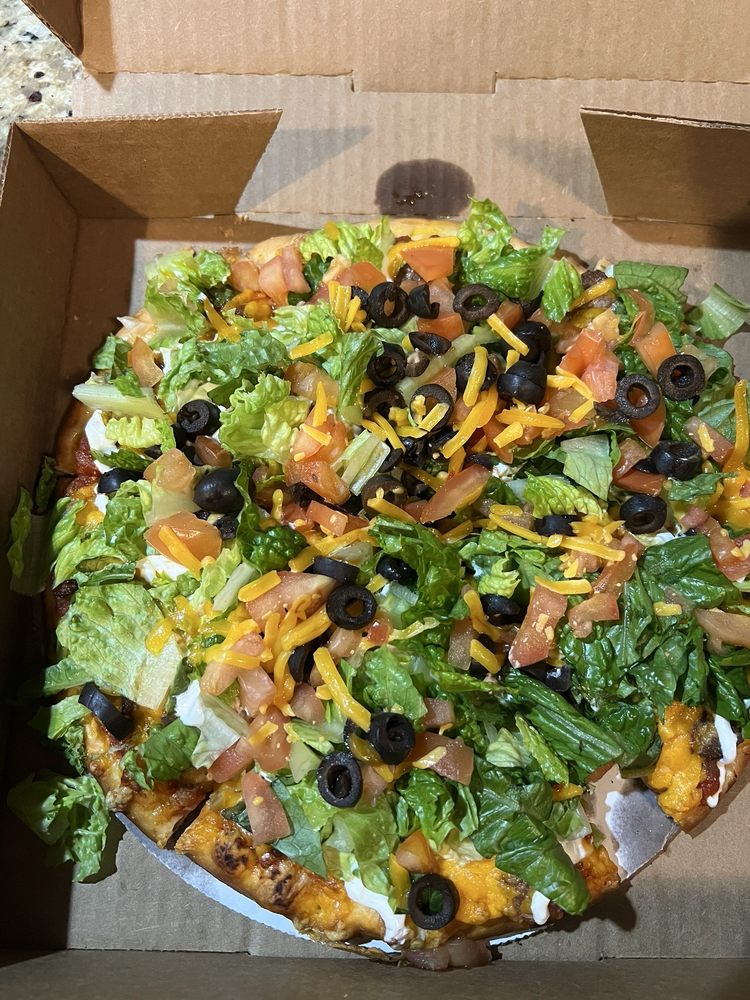 BEGGARS PIZZA - Updated December 2025 - 19 Photos & 19 Reviews - 1400 E ...