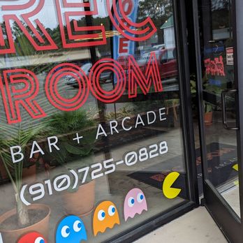 REC ROOM SOUTHERN PINES - Updated October 2025 - 12 Reviews - 750 SW ...