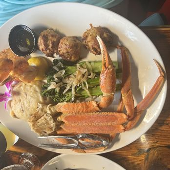 CAPTAIN JAMES LANDING - Updated December 2024 - 584 Photos & 475 ...