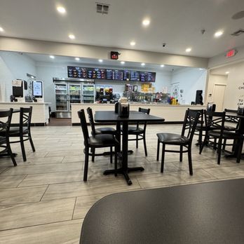 OH K-DOG - MERRITT ISLAND - Updated December 2025 - 76 Photos & 43 ...