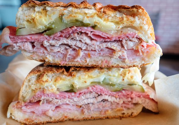 THE STUFFED ROOSTER - Updated June 2025 - 60 Photos & 63 Reviews - 1202 ...