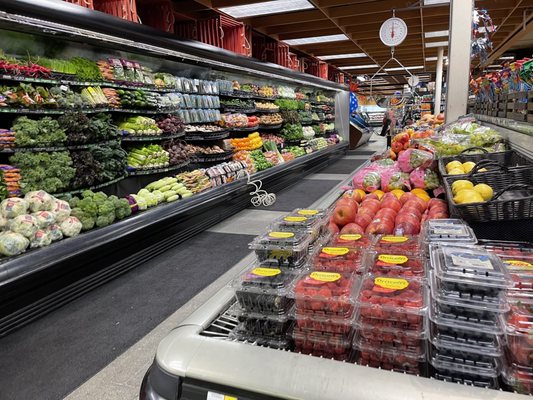 KINGS MARKET - Updated June 2025 - 44 Photos & 58 Reviews - 160 Spring ...