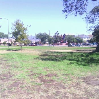 DEFREMERY RECREATION CENTER - Updated December 2025 - 32 Photos & 13 ...