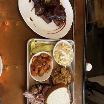 SLOWS BAR BQ - Updated December 2024 - 1644 Photos & 2417 Reviews ...
