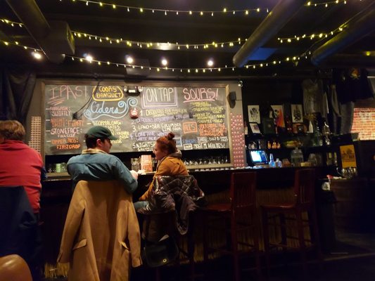 815 - 25 Photos & 66 Reviews - 815 Elm St, Manchester, New Hampshire ...