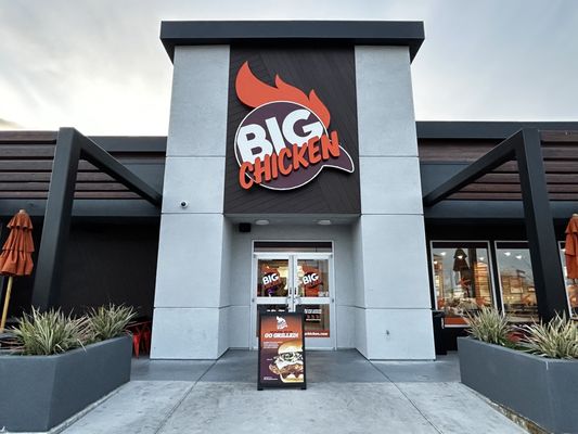 BIG CHICKEN - Updated August 2025 - 402 Photos & 303 Reviews - 9595 ...