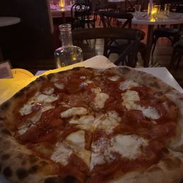 WINNIE’S BROADWAY - Updated October 2025 - 79 Photos & 20 Reviews - 240 ...