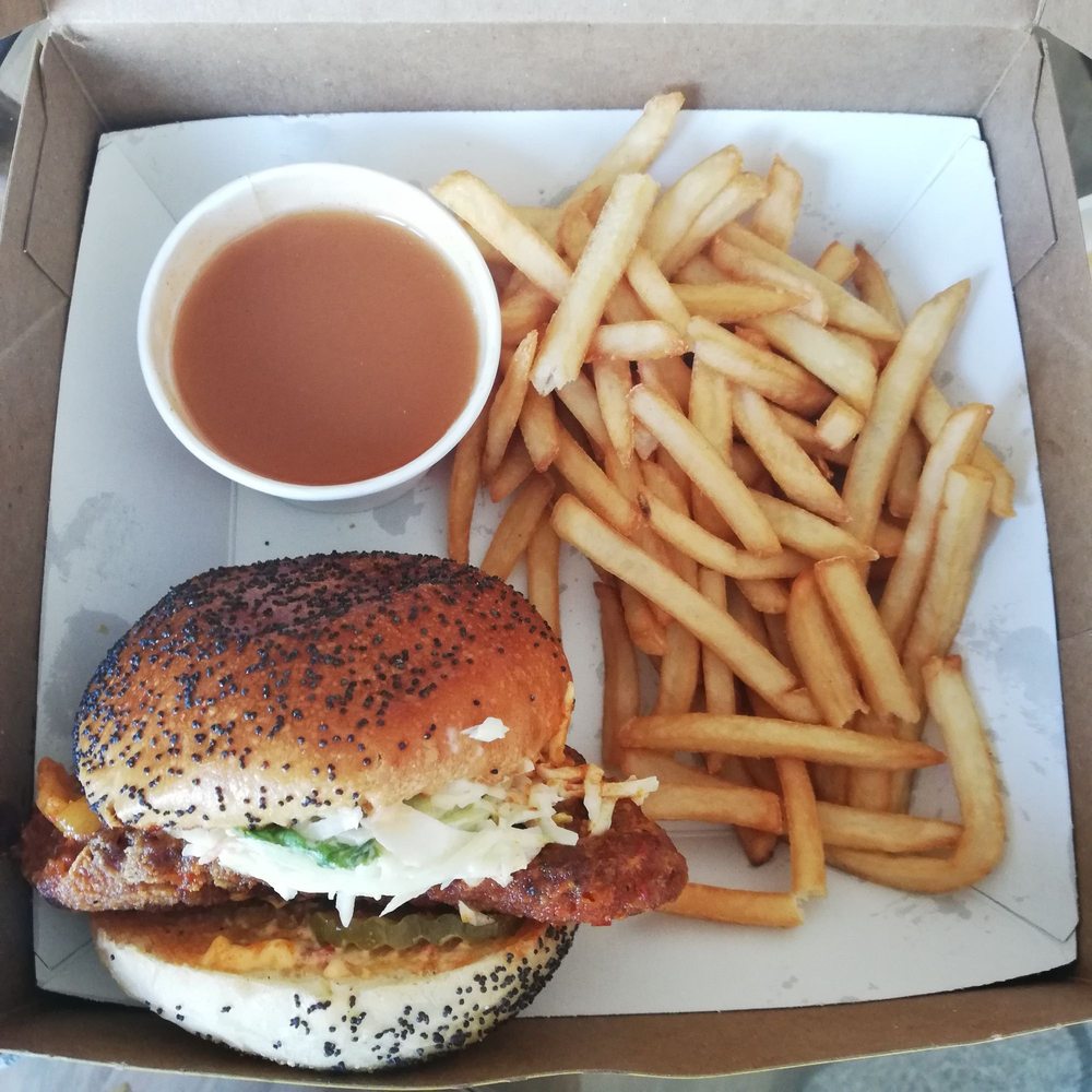 ST-HUBERT - Updated November 2024 - 14 Photos & 10 Reviews - 6325 ...