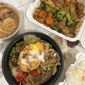 TOM YUM - Updated January 2026 - 359 Photos & 620 Reviews - 13736 W ...