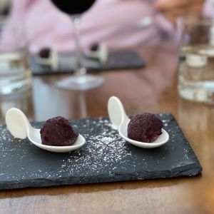 RED SHOE ISLAND BISTRO - 126 Photos & 92 Reviews - Seafood - 411 ...