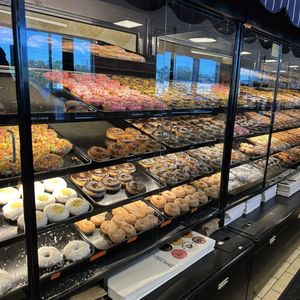 PARISER’S BAKERY - Updated June 2026 - 63 Photos & 28 Reviews - 6711 ...